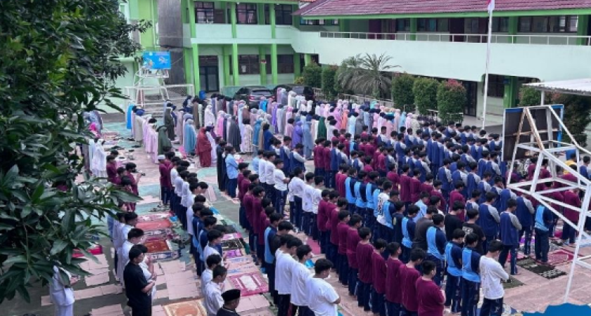 Hadapi SNPDB MAN IC 2025, MTs Negeri 17 Jakarta menggelar Dhuha, Dzikir ...
